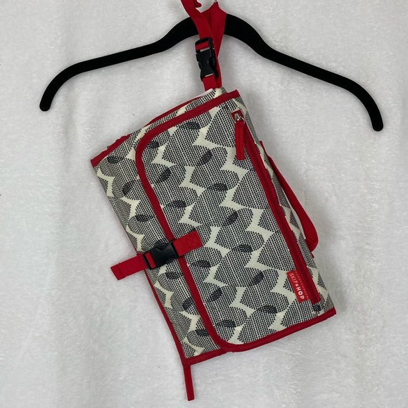 Skip Hop | Accessories | Skip Hop Roll Up Travel Padded Diaper Changing ...